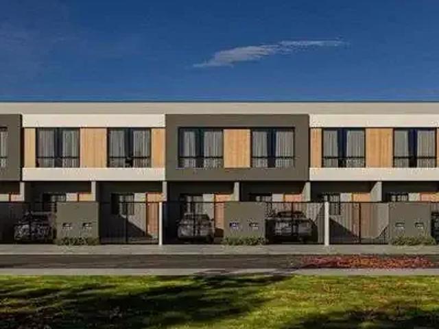 Casa / Sobrado para Venda em Joinville/SC Iririú 2 Quartos