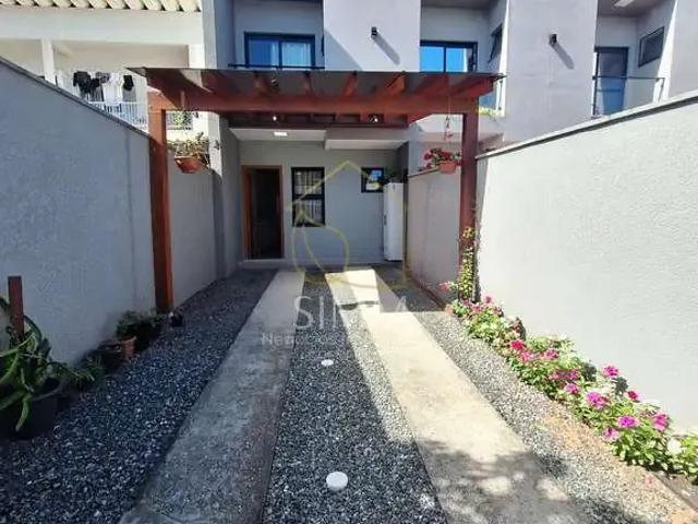 Casa / Sobrado para Venda em Joinville/SC Iririú 2 Quartos