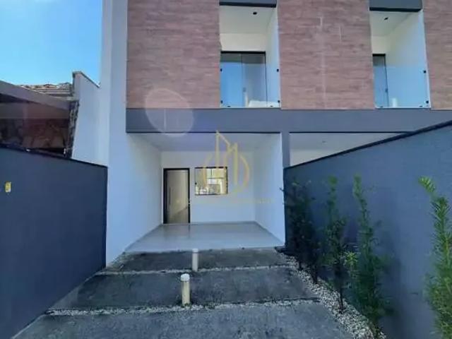 Casa / Sobrado para Venda em Joinville/SC Iririú 2 Quartos