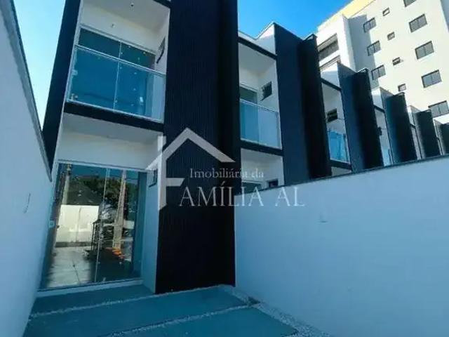 Casa / Sobrado para Venda em Joinville/SC Iririú 2 Quartos