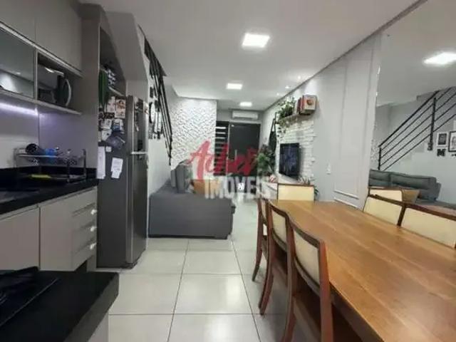 Casa / Sobrado para Venda em Joinville/SC Iririú 2 Quartos