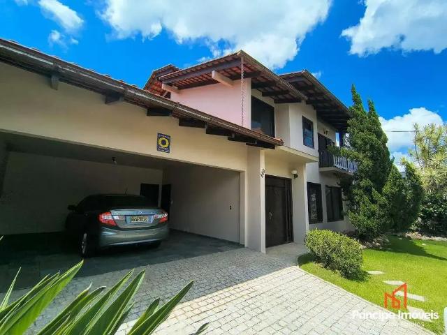 Casa / Sobrado para Venda em Joinville/SC Iririú 4 Quartos