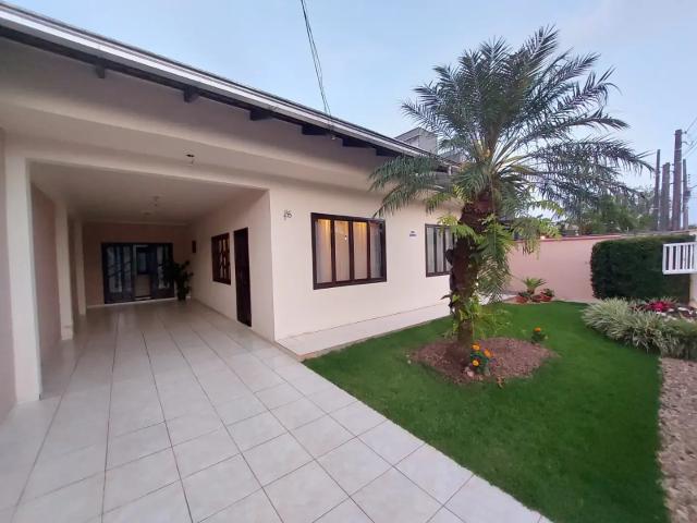Casa / Sobrado para Venda em Joinville/SC Itaum 4 Quartos