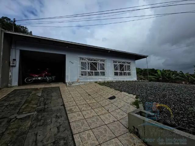 Casa / Sobrado para Venda em Joinville/SC Itaum 4 Quartos