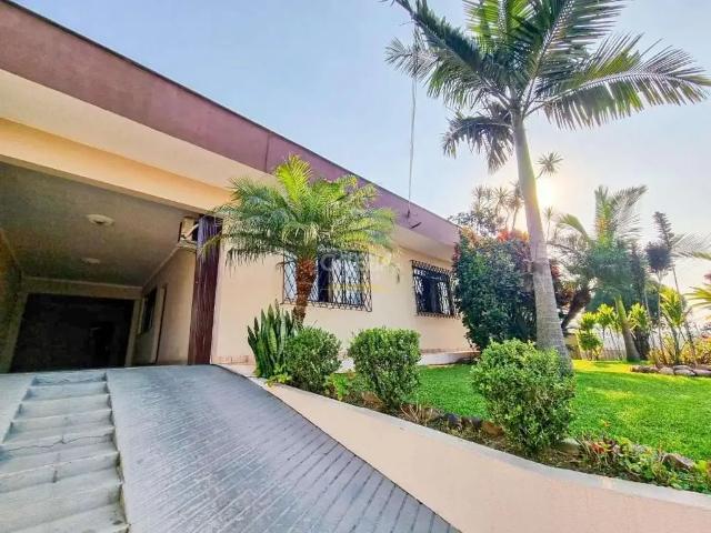 Casa / Sobrado para Venda em Joinville/SC Itaum 4 Quartos