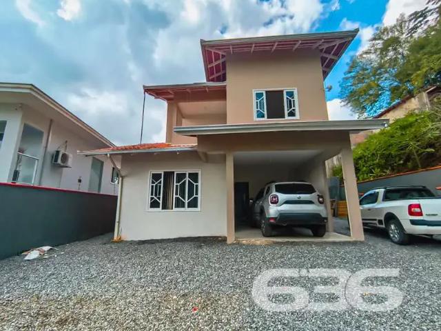 Casa / Sobrado para Venda em Joinville/SC Itaum 4 Quartos