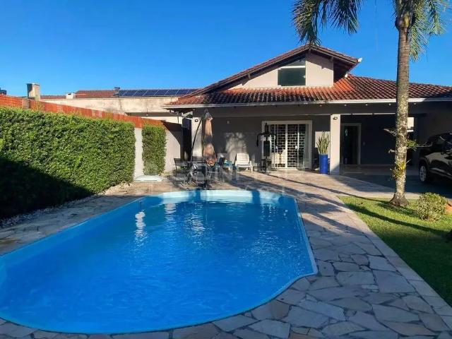 Casa / Sobrado para Venda em Joinville/SC Itaum 4 Quartos