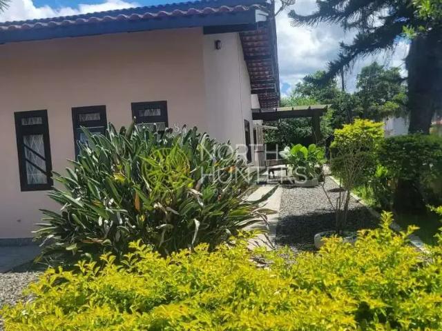 Casa / Sobrado para Venda em Joinville/SC Itaum 4 Quartos