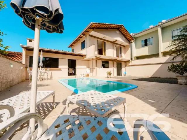 Casa / Sobrado para Venda em Joinville/SC Itaum 5 Quartos