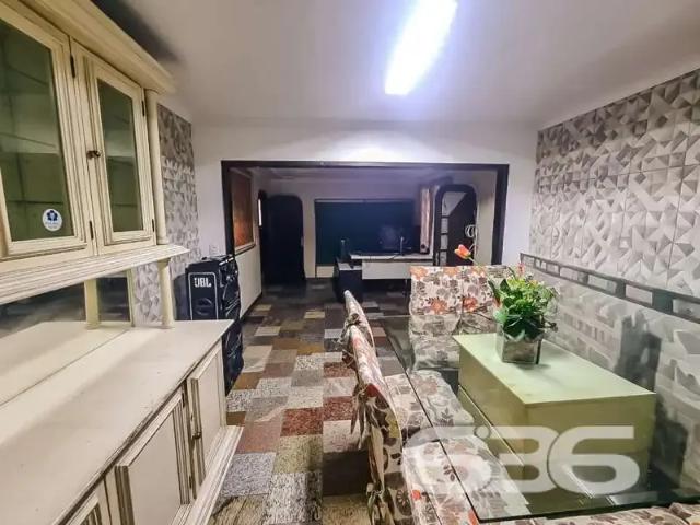 Casa / Sobrado para Venda em Joinville/SC Itaum 7 Quartos
