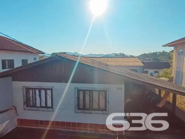 Casa / Sobrado para Venda em Joinville/SC Itaum 8 Quartos