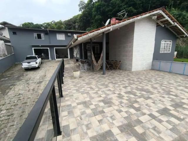 Casa / Sobrado para Venda em Joinville/SC Itaum 2 Quartos
