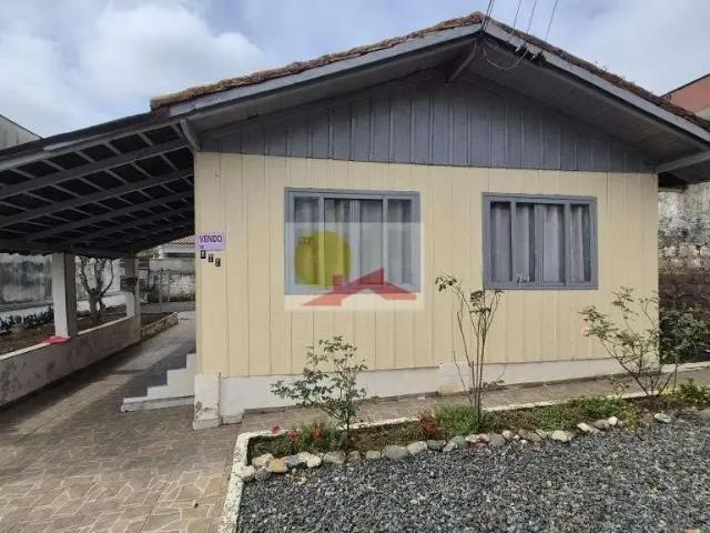 Casa / Sobrado para Venda em Joinville/SC Itaum 2 Quartos