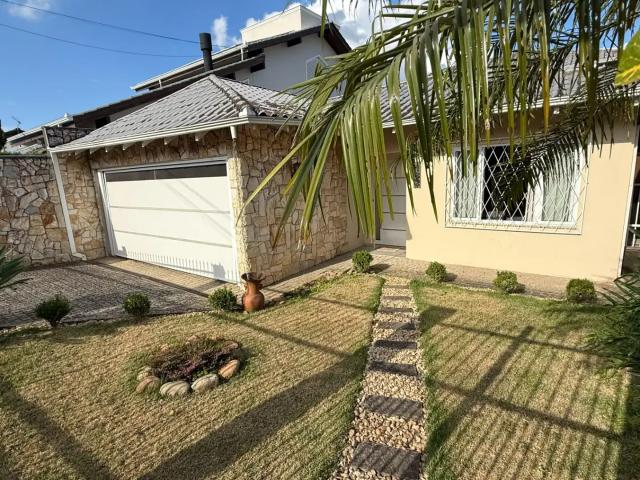 Casa / Sobrado para Venda em Joinville/SC Itaum 2 Quartos