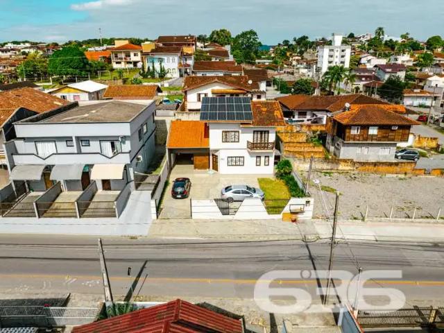 Casa / Sobrado para Venda em Joinville/SC Itaum 3 Quartos