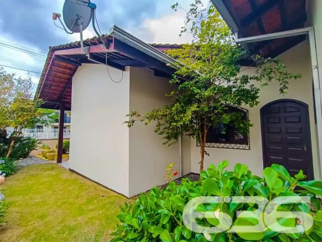 Casa / Sobrado para Venda em Joinville/SC Itaum 3 Quartos