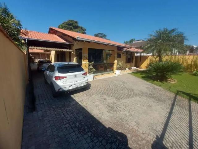 Casa / Sobrado para Venda em Joinville/SC Itaum 3 Quartos
