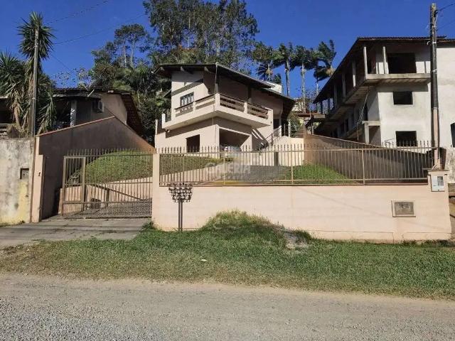 Casa / Sobrado para Venda em Joinville/SC Itaum 3 Quartos