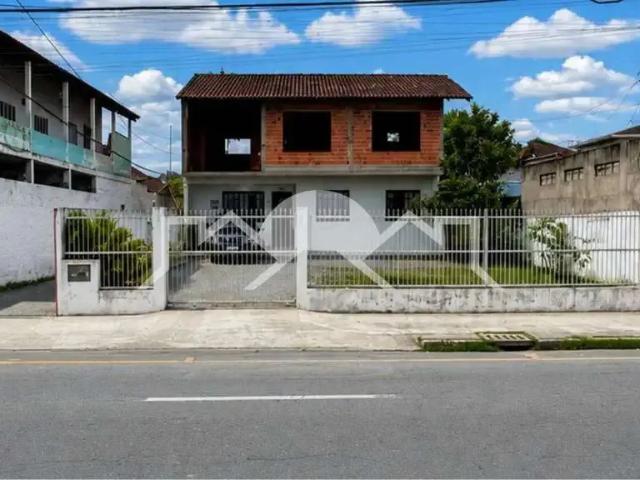 Casa / Sobrado para Venda em Joinville/SC Itaum 3 Quartos