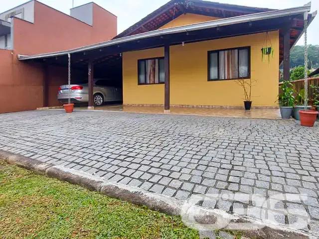Casa / Sobrado para Venda em Joinville/SC Itinga 3 Quartos
