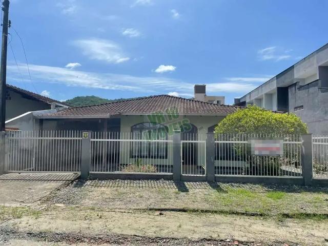 Casa / Sobrado para Venda em Joinville/SC Itinga 3 Quartos