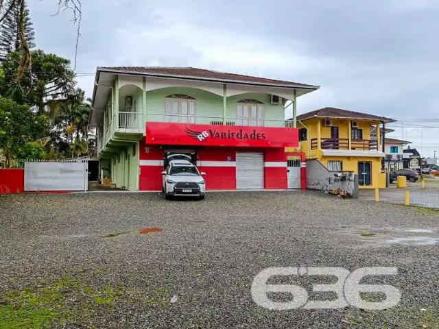 Casa / Sobrado para Venda em Joinville/SC Itinga 6 Quartos