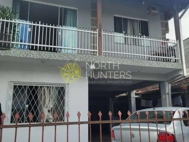 Casa / Sobrado para Venda em Joinville/SC Jardim Iririú 10 Quartos