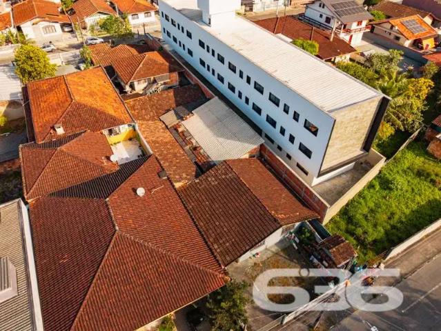 Casa / Sobrado para Venda em Joinville/SC Jardim Iririú 12 Quartos