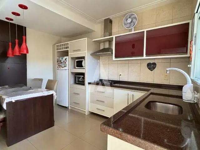 Casa / Sobrado para Venda em Joinville/SC Jardim Iririú 2 Quartos