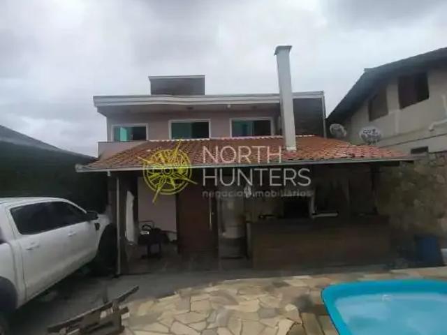 Casa / Sobrado para Venda em Joinville/SC Jardim Iririú 4 Quartos