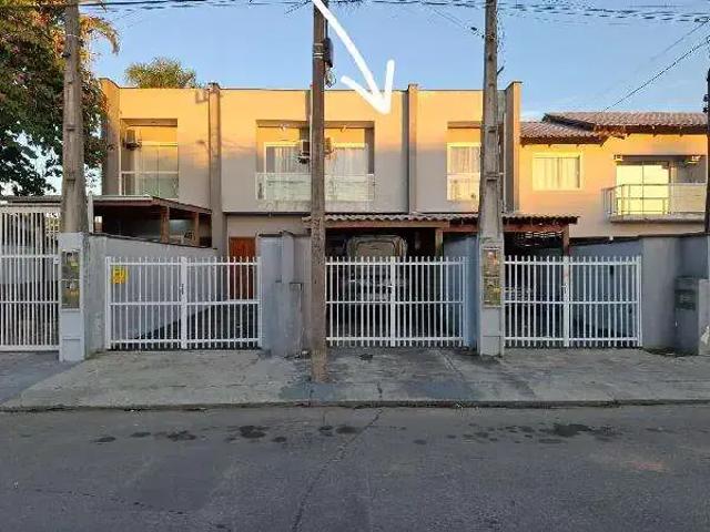 Casa / Sobrado para Venda em Joinville/SC Jardim Paraíso 2 Quartos
