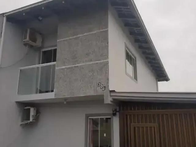 Casa / Sobrado para Venda em Joinville/SC Jardim Paraíso 2 Quartos