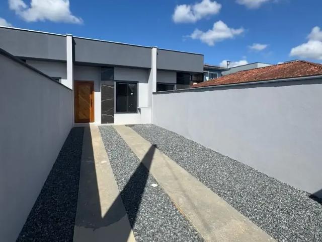 Casa / Sobrado para Venda em Joinville/SC Jarivatuba 2 Quartos