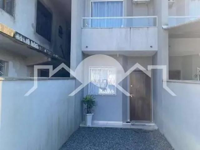 Casa / Sobrado para Venda em Joinville/SC Jarivatuba 2 Quartos