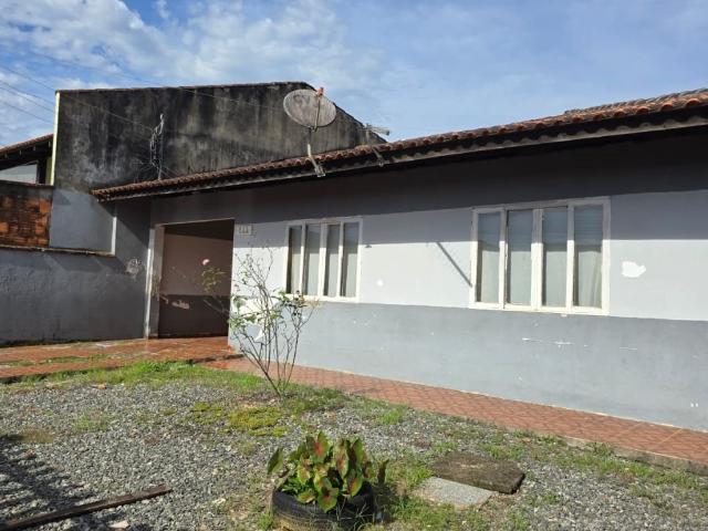 Casa / Sobrado para Venda em Joinville/SC Jarivatuba 3 Quartos