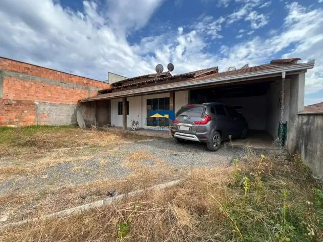 Casa / Sobrado para Venda em Joinville/SC João Costa 2 Quartos
