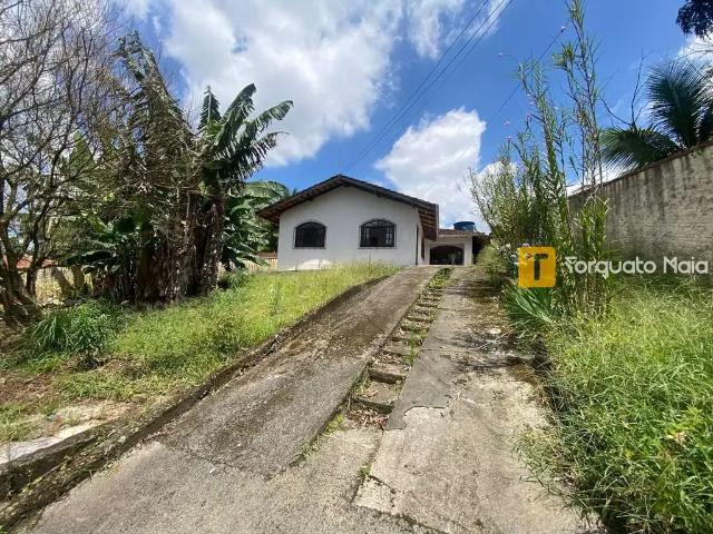 Casa / Sobrado para Venda em Joinville/SC João Costa 3 Quartos