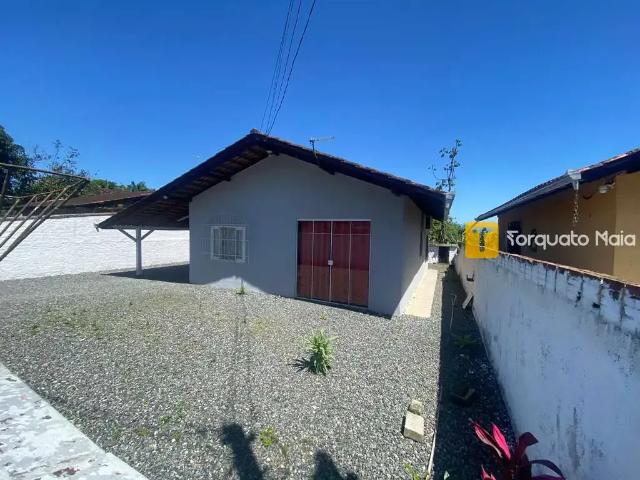 Casa / Sobrado para Venda em Joinville/SC João Costa 3 Quartos