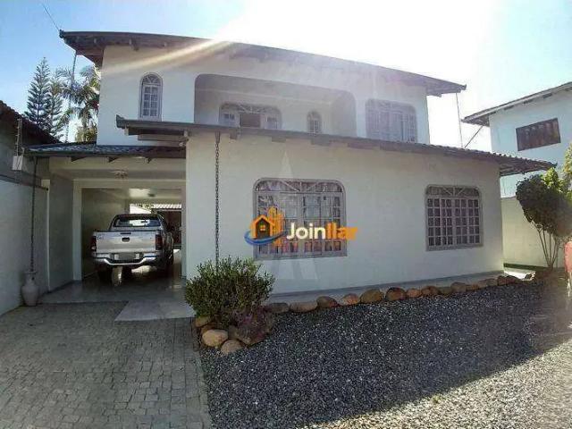 Casa / Sobrado para Venda em Joinville/SC João Costa 3 Quartos