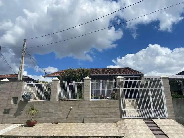 Casa / Sobrado para Venda em Joinville/SC João Costa 3 Quartos