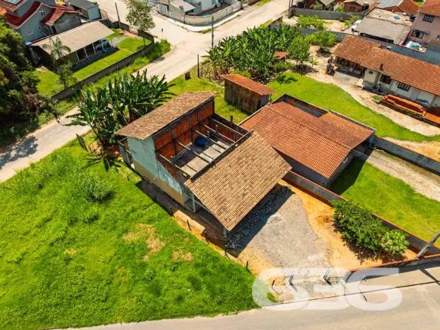 Casa / Sobrado para Venda em Joinville/SC João Costa 3 Quartos