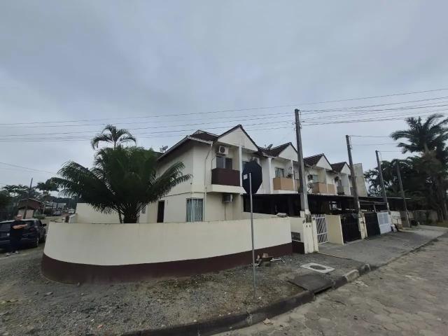 Casa / Sobrado para Venda em Joinville/SC Morro do Meio 2 Quartos
