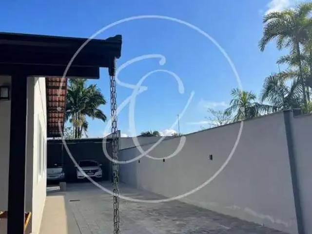 Casa / Sobrado para Venda em Joinville/SC Morro do Meio 3 Quartos