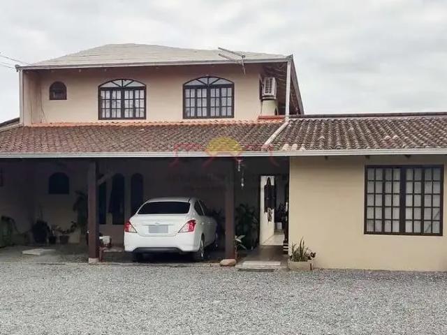 Casa / Sobrado para Venda em Joinville/SC Morro do Meio 5 Quartos