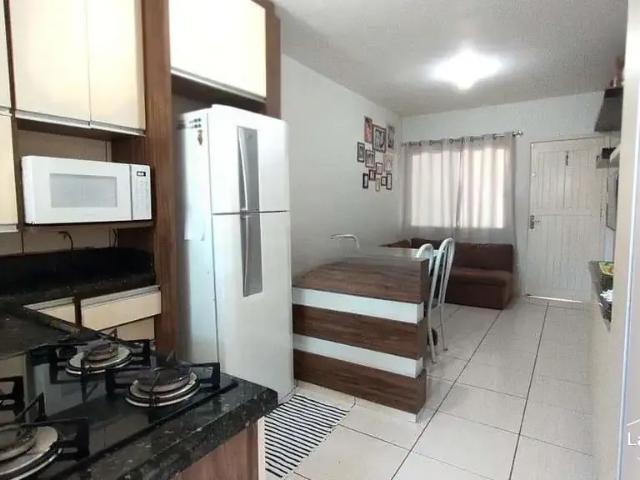 Casa / Sobrado para Venda em Joinville/SC Nova Brasília 2 Quartos
