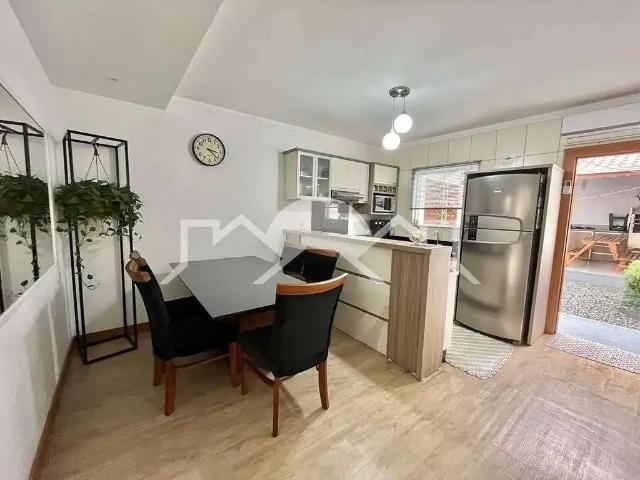 Casa / Sobrado para Venda em Joinville/SC Nova Brasília 2 Quartos