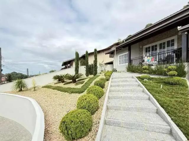 Casa / Sobrado para Venda em Joinville/SC Nova Brasília 3 Quartos