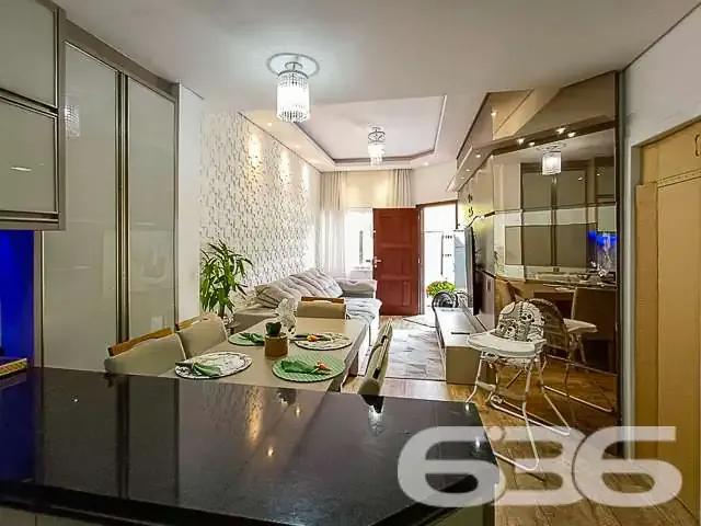 Casa / Sobrado para Venda em Joinville/SC Nova Brasília 3 Quartos