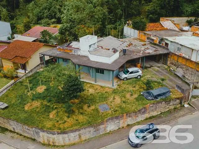 Casa / Sobrado para Venda em Joinville/SC Nova Brasília 3 Quartos
