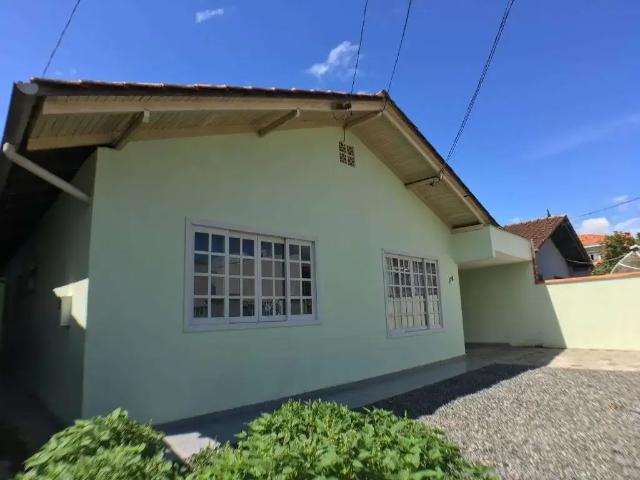Casa / Sobrado para Venda em Joinville/SC Nova Brasília 3 Quartos